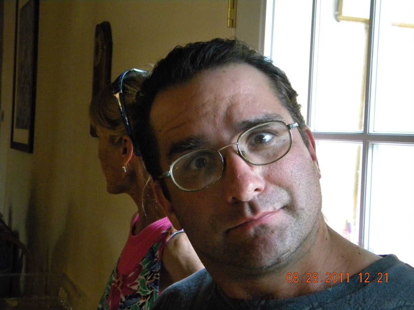 USHELLIT PEA SHELLERS AND PECAN NUT CRACKERS