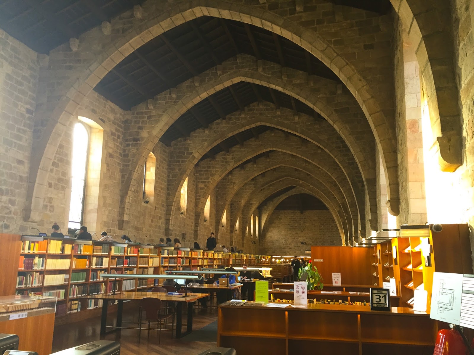 Barcelona Bookish Secrets: Catalonia National Libray - Alba in bookland