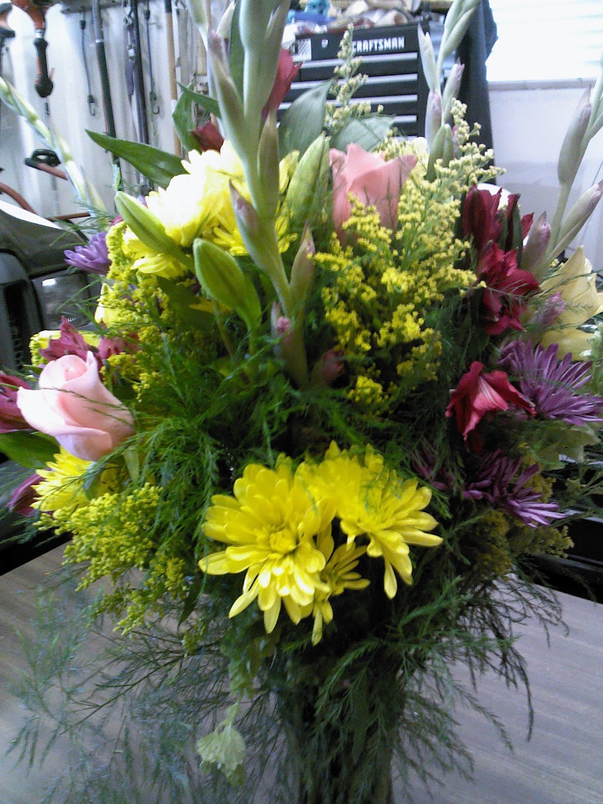 Emmie's Hidden Floral: Birthday Arrangement!!