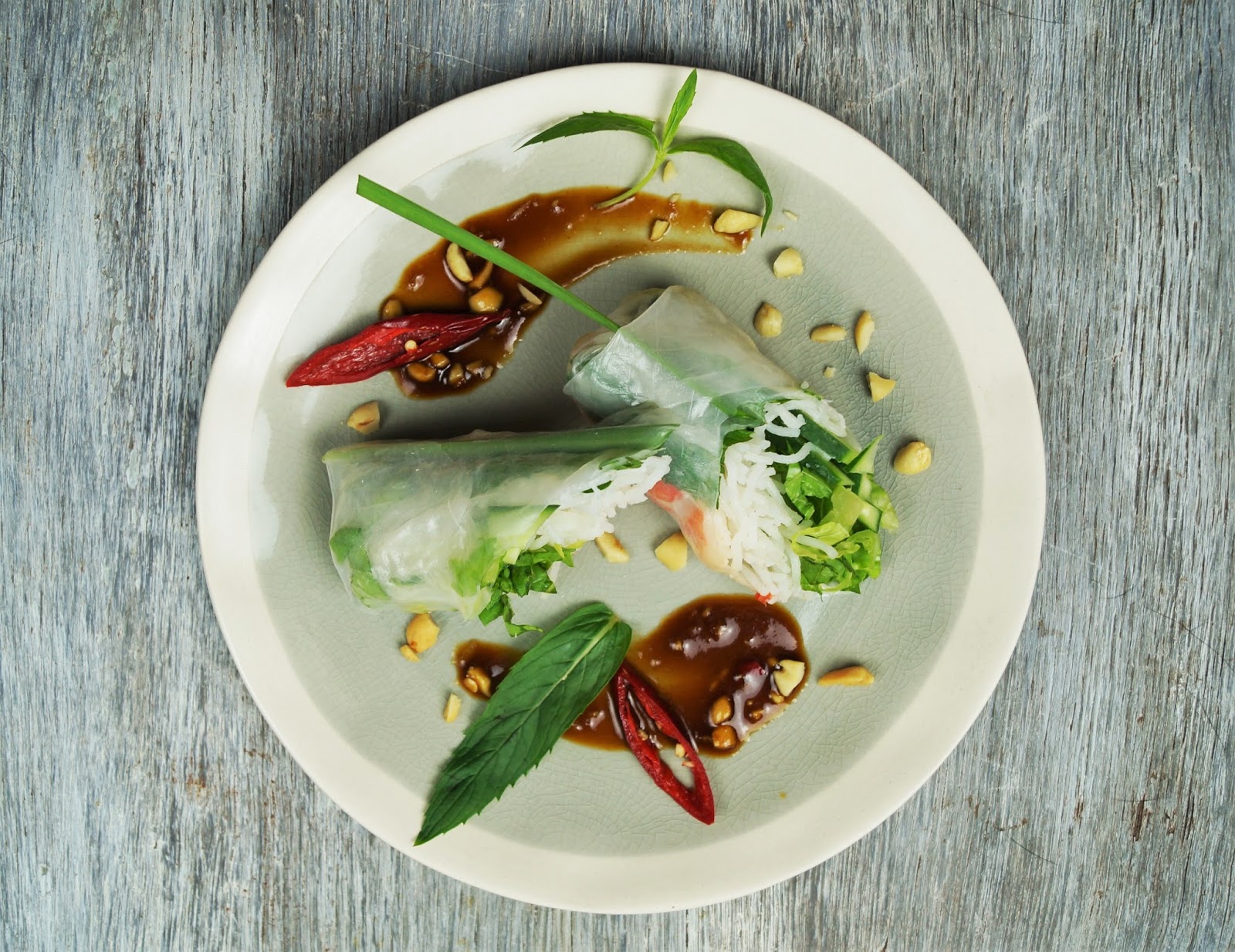 MFH: Fresh Prawn Rice Paper Rolls