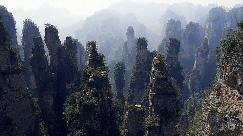 Kabar Dunia: Menengok Keindahan Gunung Avatar Zhangjiajie, China