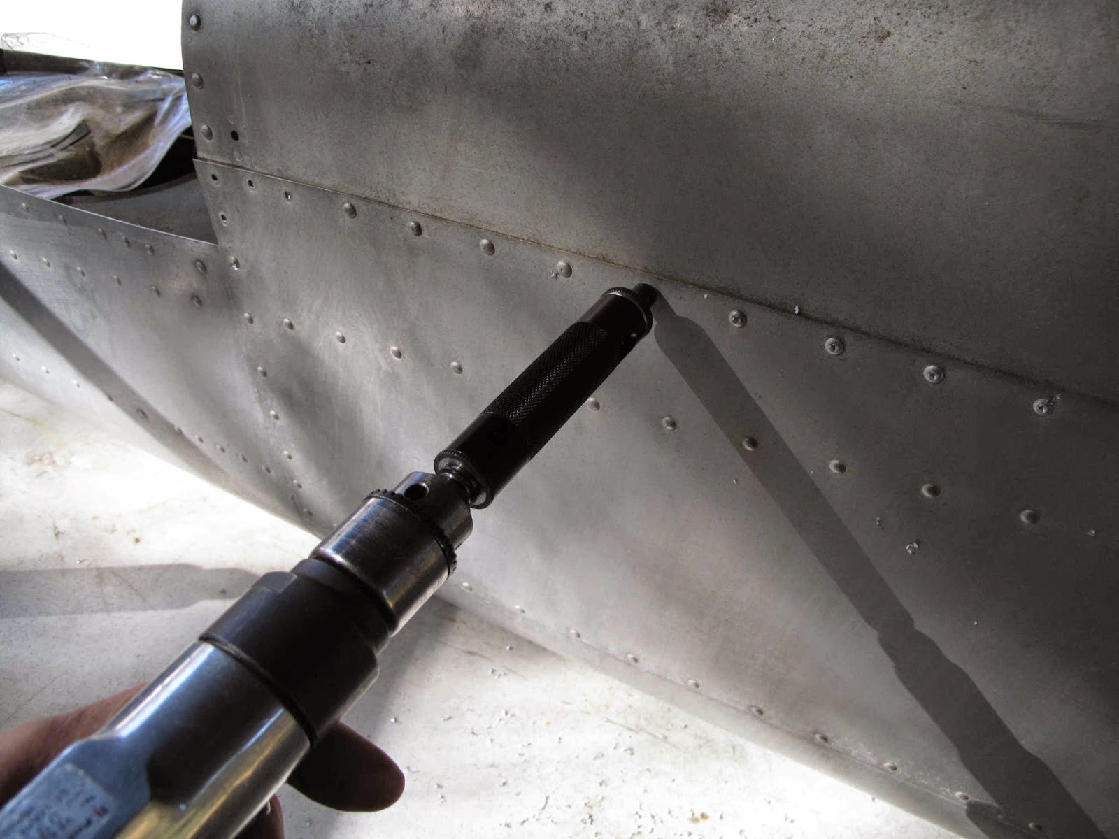 Cessna 140 Rebirth: First Damaged Fuselage Skin Panel Removed