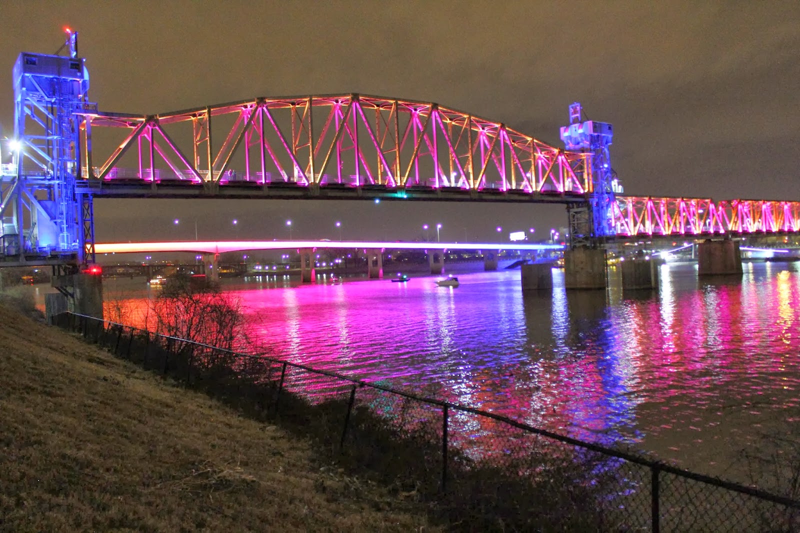 JBar Cycling: Downtown Bridges: Light 'em Up!