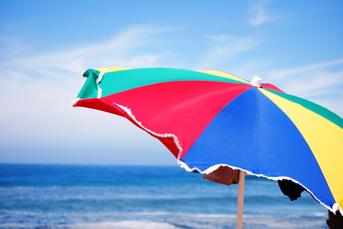 Flores, Cores e Amores: A moda nos chapéus de sol