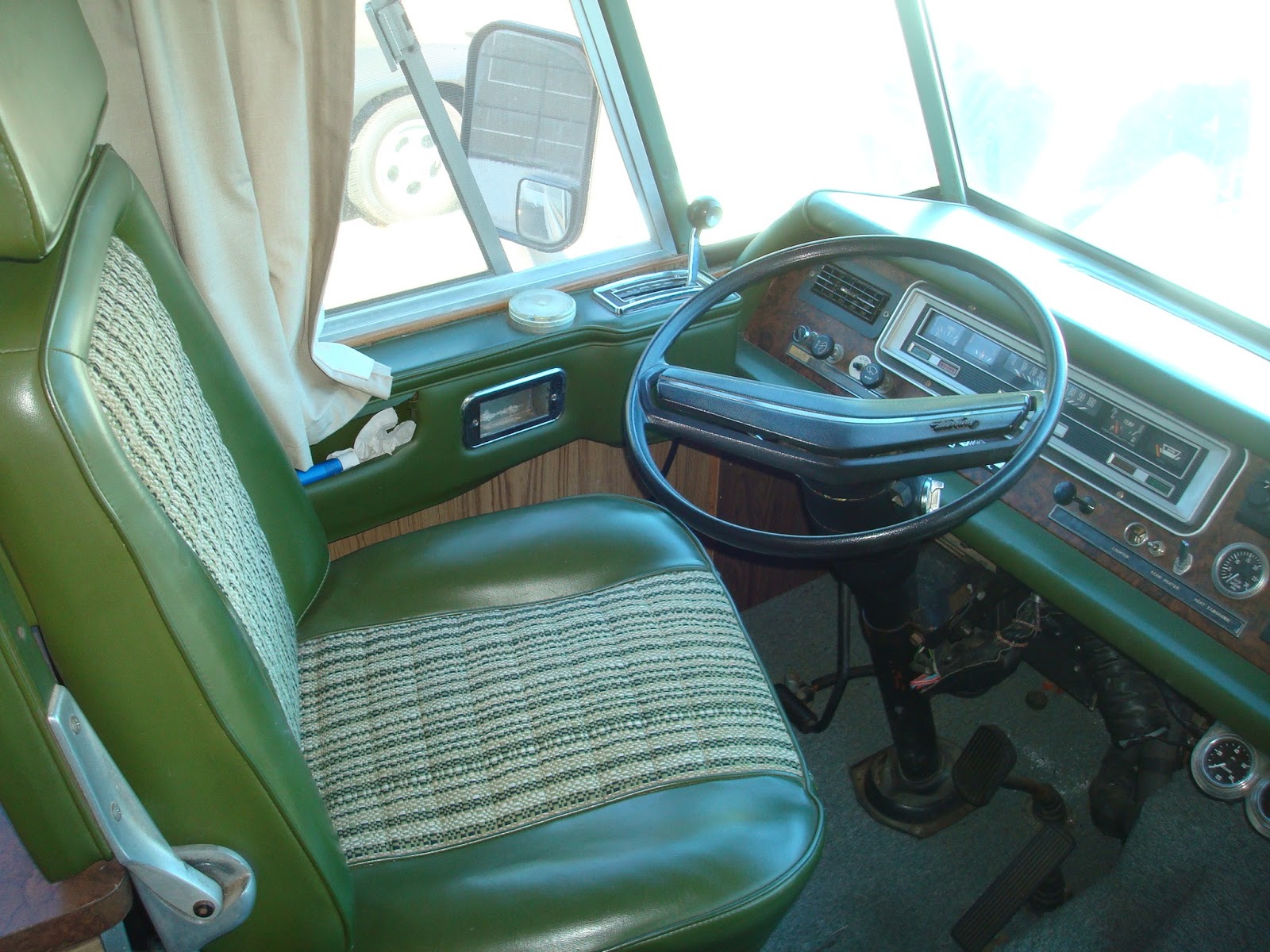 Laughs And Lashings: 1973 Dodge Superior Motorhome For Sale...A Classic ...
