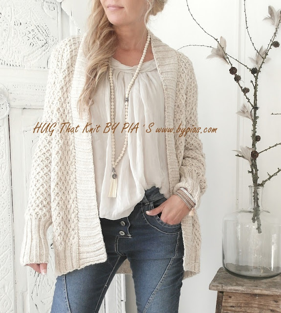 BY PIA`S: OUR NEW DONNA...