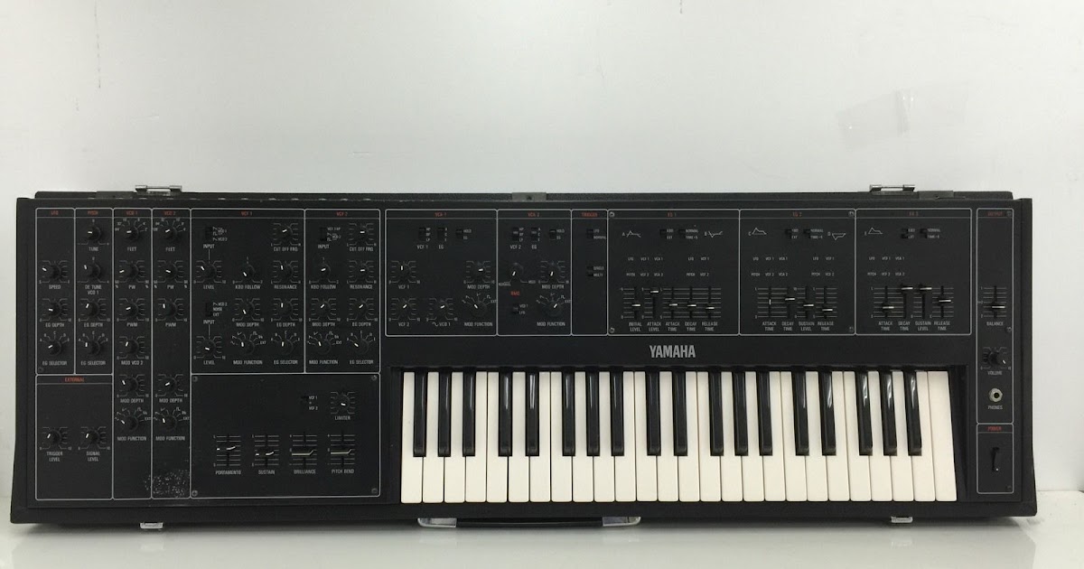 MATRIXSYNTH: Yamaha CS-30L Analog Synthesizer With Case & Legs SN 1492