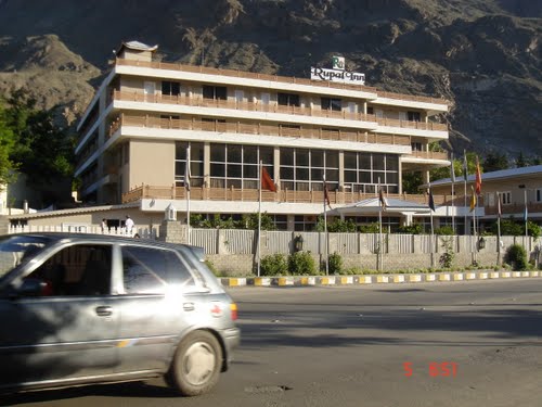 Pictures Folder of Gilgit Baltistan : Rupal Inn, Khomer Gilgit, Pakistan