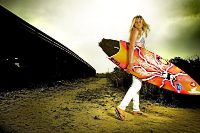 girls wallpapers hot pics: Reef Girls Wallpaper