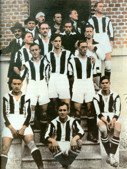 Flank's Articles: Sejarah Lengkap Juventus (Copy From Wikipedia)