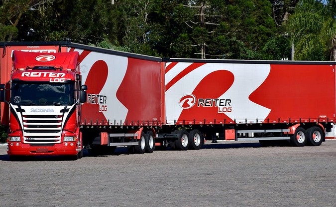 Reiter Log abre novas vagas para motoristas de carreta e rodotrem
