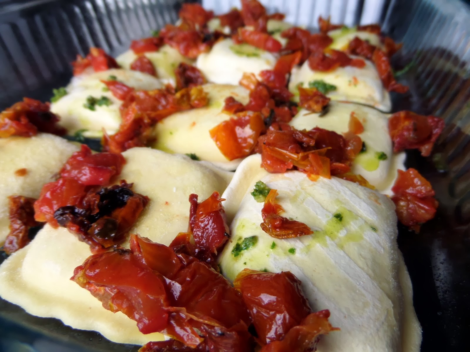 Becki Melvie: Italian Ravioli Egg Bake