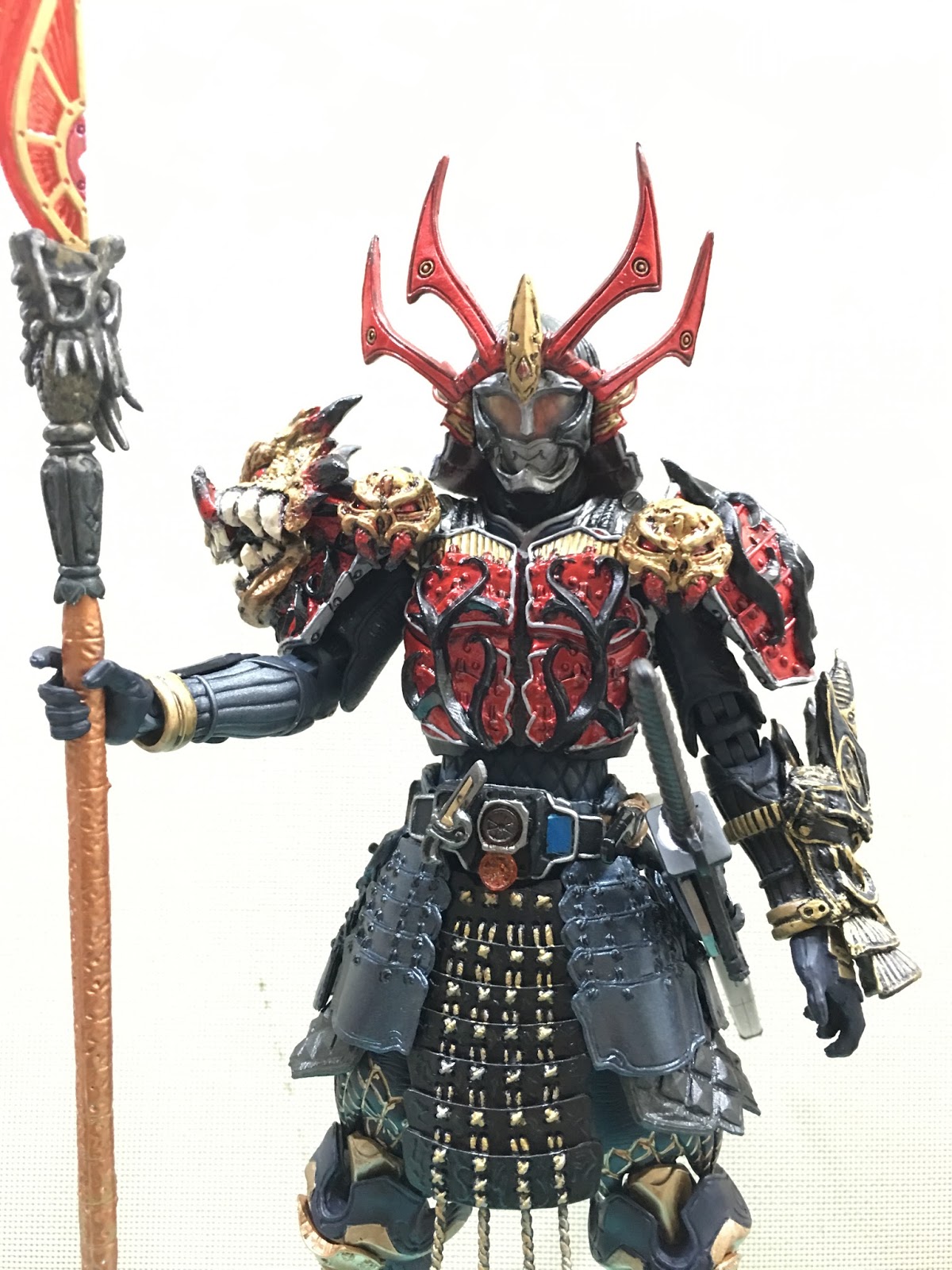 Kamen Rider World: Custom SIC Dark Gaim :D