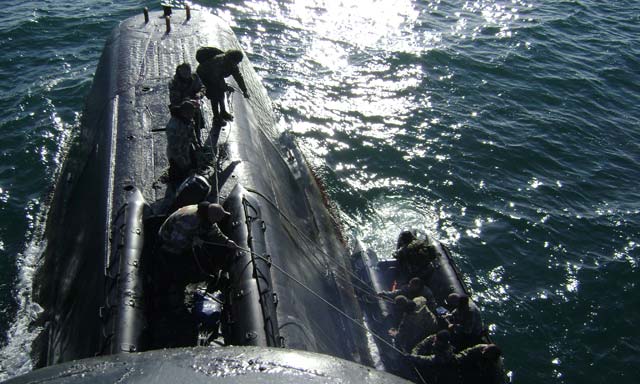 Alumnos del Curso de Buceo Táctico Argentino realizaron ejercicios con ...