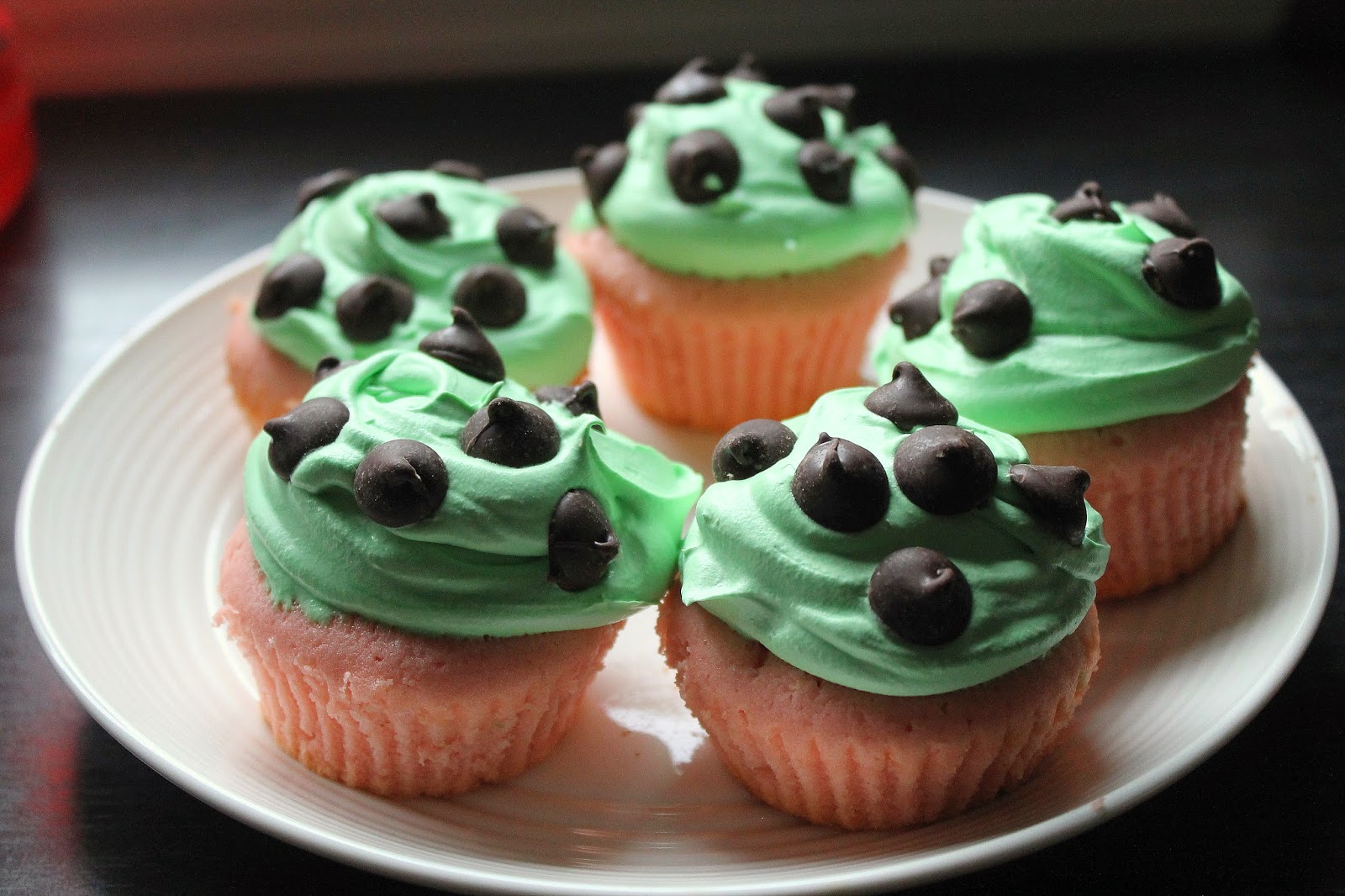 Watermelon Kool-Aid Cupcakes and Watermelon Cucumber Fruit Drink ...