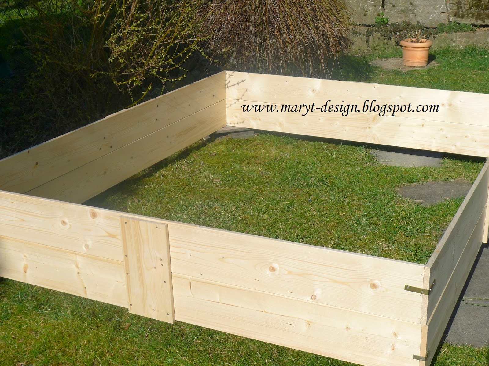 maryT Woll-Design: *Ein eigenes Gartenbeet*