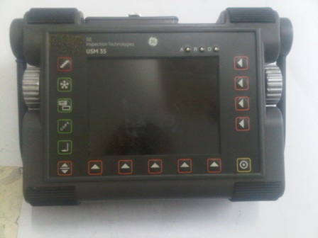 ALAT UT FLAW DETECTOR USM35 - Front View