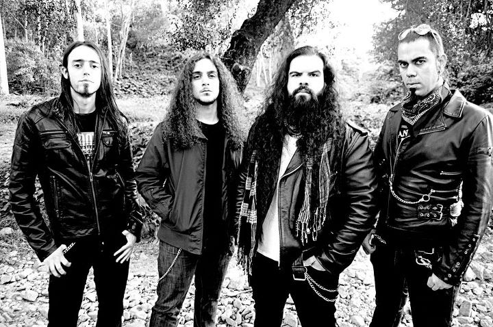 Adamantine - Detalhes do álbum de estreia