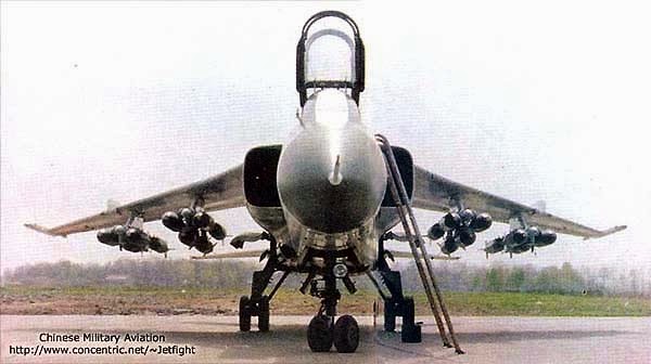 Blog de Aviones de Caza y Ataque: Xian JH-7 Flounder - FBC-1 Flying Leopard
