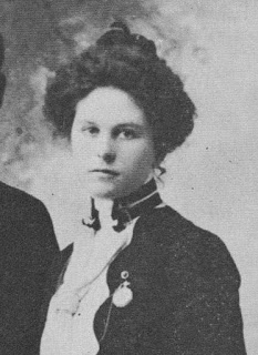 The Outlaws That Got Away - The Wild Bunch: Is this Etta Place?