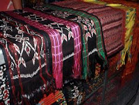 MOTIF KAIN TENUN ALOR NTT - MARICA DESA KAYANG ALOR NTT