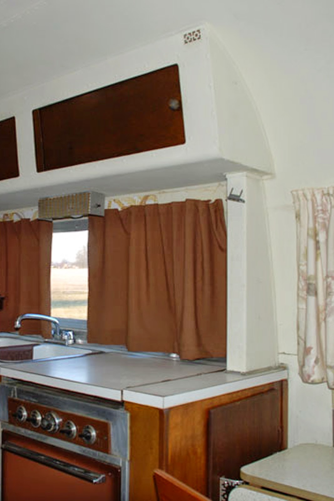 1959 Airstream Ambassador Blog: Vent Stack