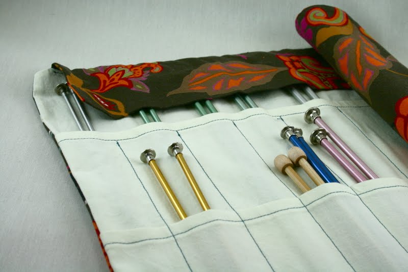 off the map: Sewing for knitting: DPN & straight needle case