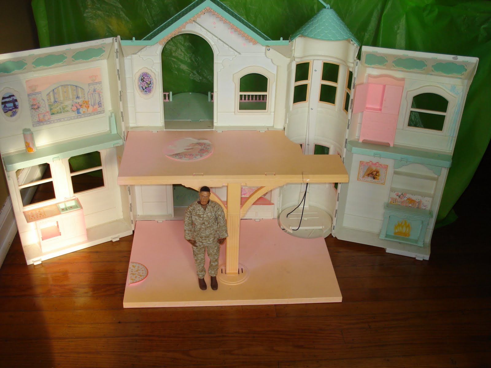 I-Luv-Dolls: Barbie House -Before-The Victorian House!