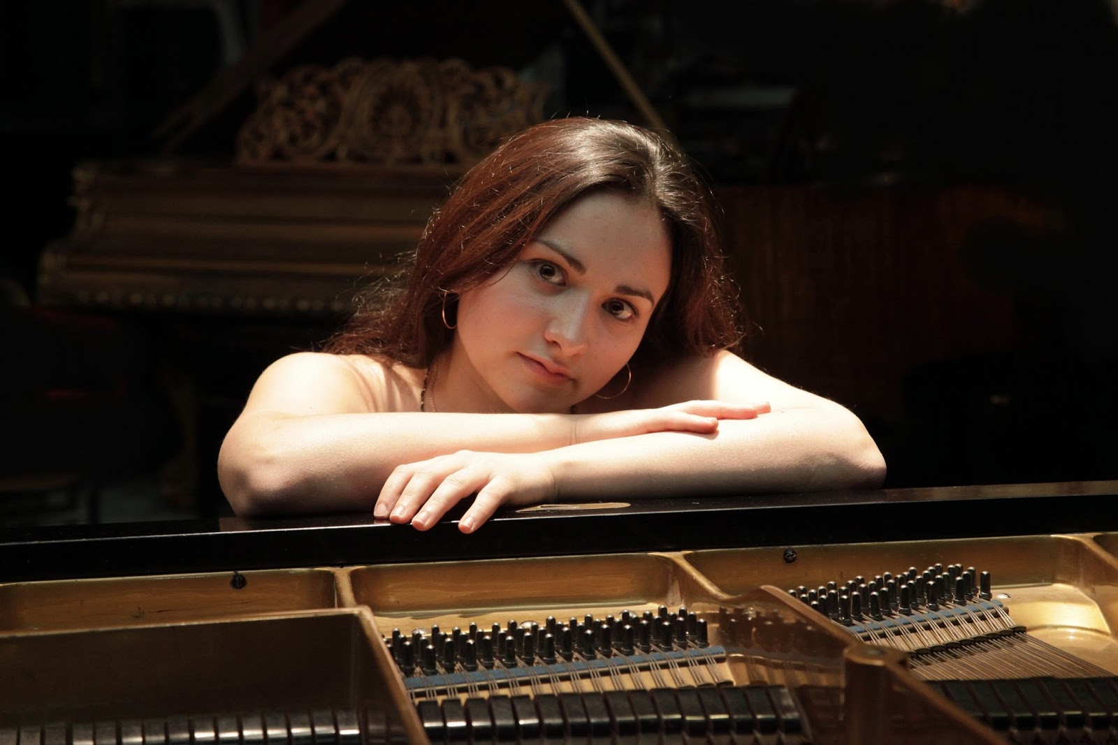 Dinara Klinton - an astonishing CD Debut