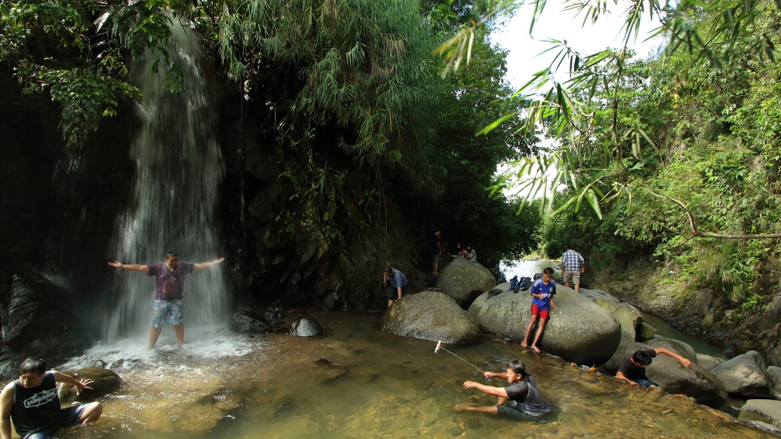 Curug Handeleum dan Leuwi Asih-Destinasi Wisata Baru di Sentul-Bogor