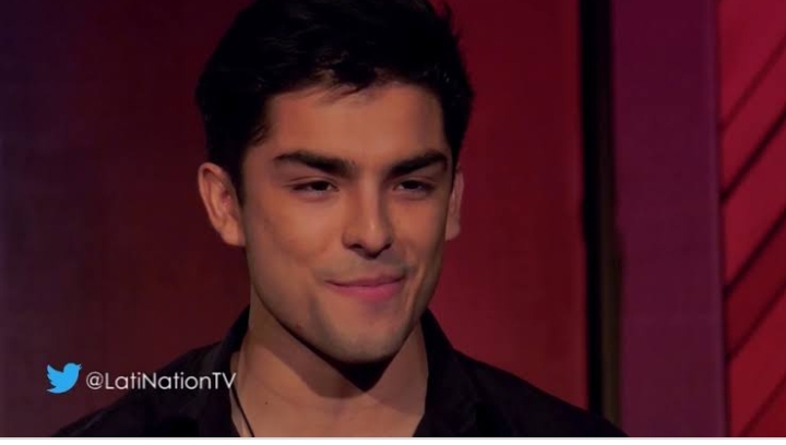 Los Ojos del Espectador: Diego Tinoco actor Americano de raíces latinas