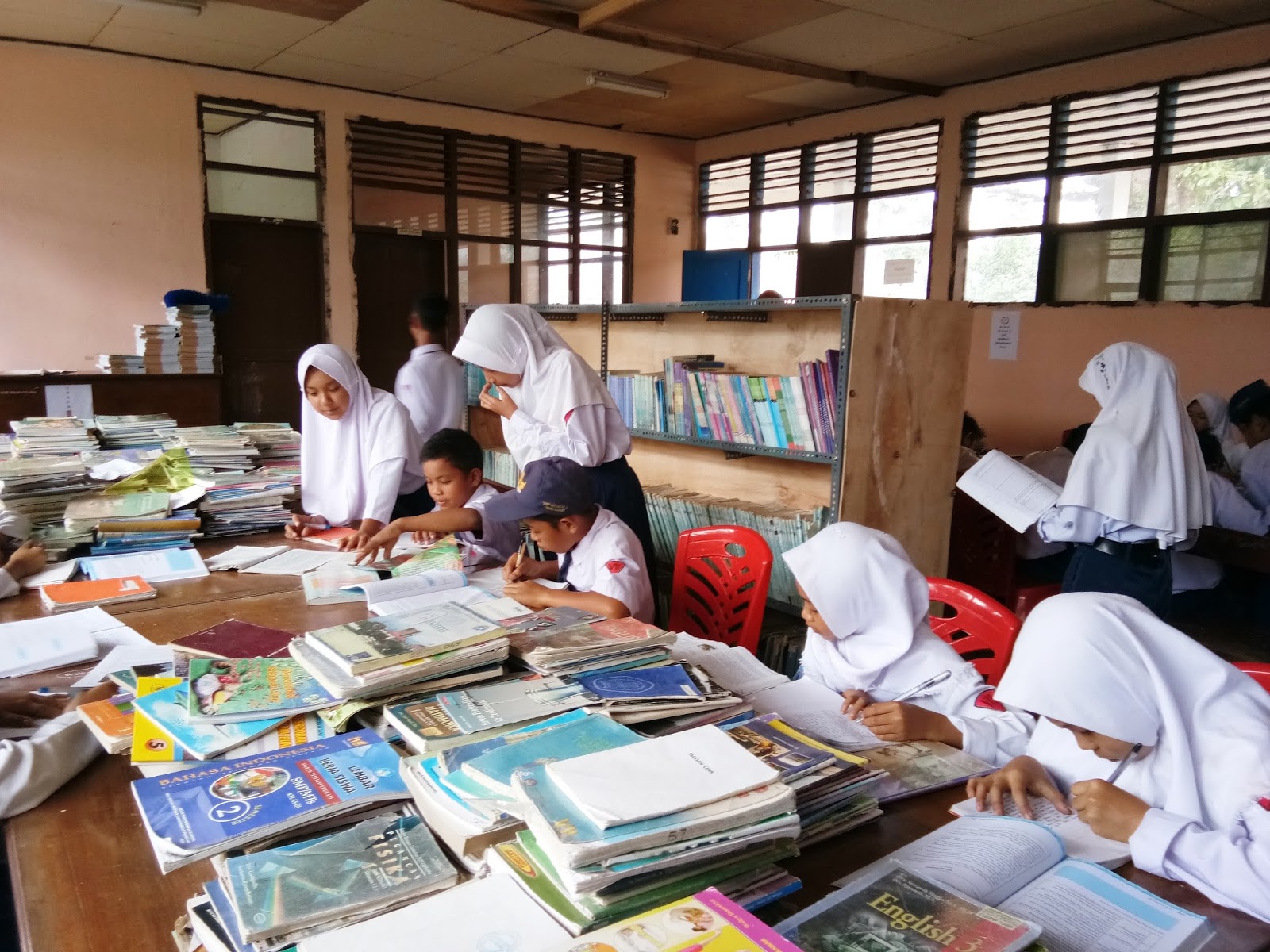 Menggalakkan Inovasi Literasi - Manajemen Sekolah