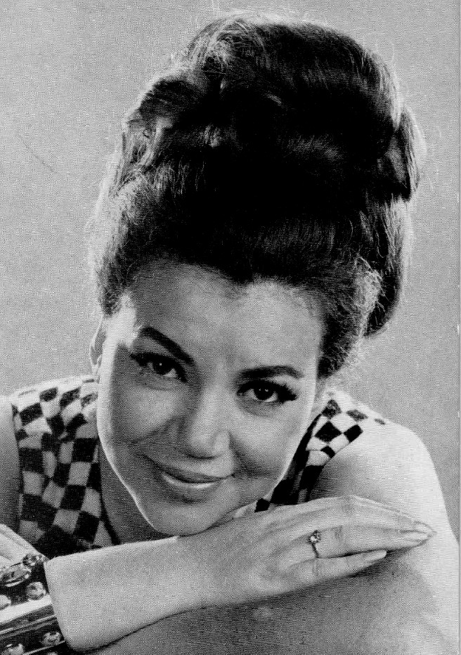 ARAB TUNES الإيقاعات العربية: Saloua سلوى