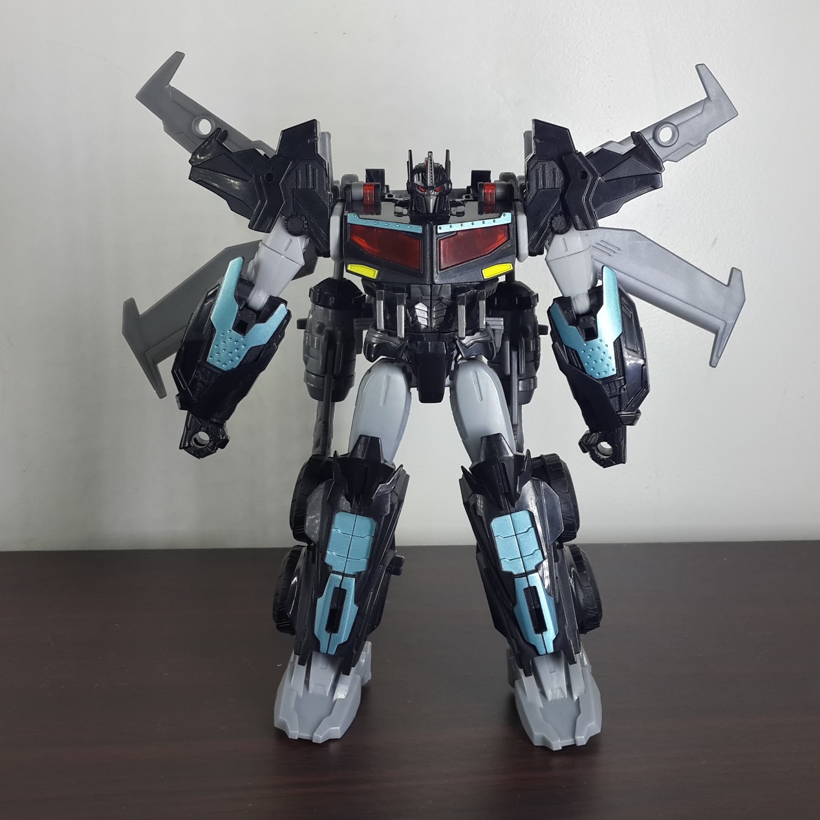 Blog Transformers.com: 1179: Transformers Go Nemesis Prime