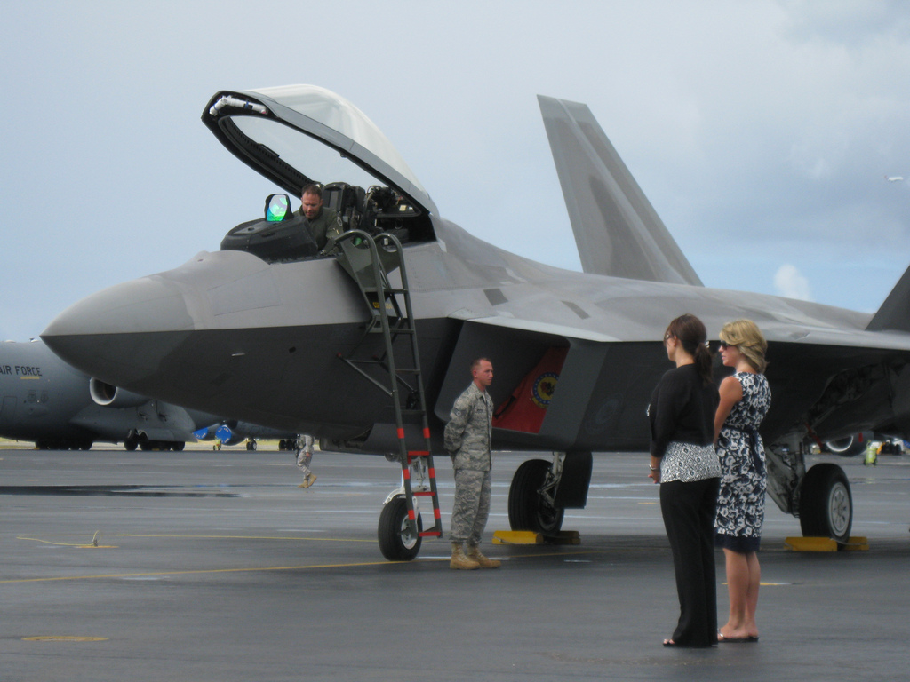 More Sleezing Around on Vacation (Hawaii) - Virtual Mirage