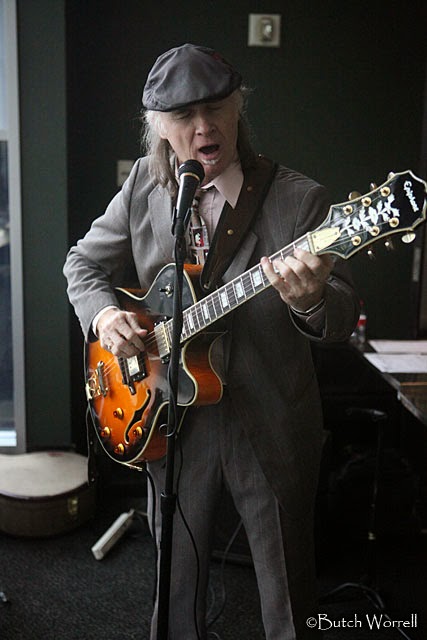 John Richards at the Frist ~ Concert Photos Magazine - Live Music News ...