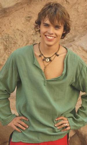 Rebelde way ♥: Biografía; Benjamín Rojas