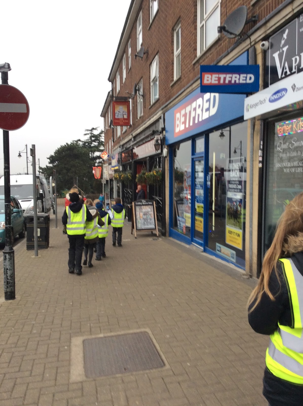Clockhouse Primary School: Year 3 visit Collier Row
