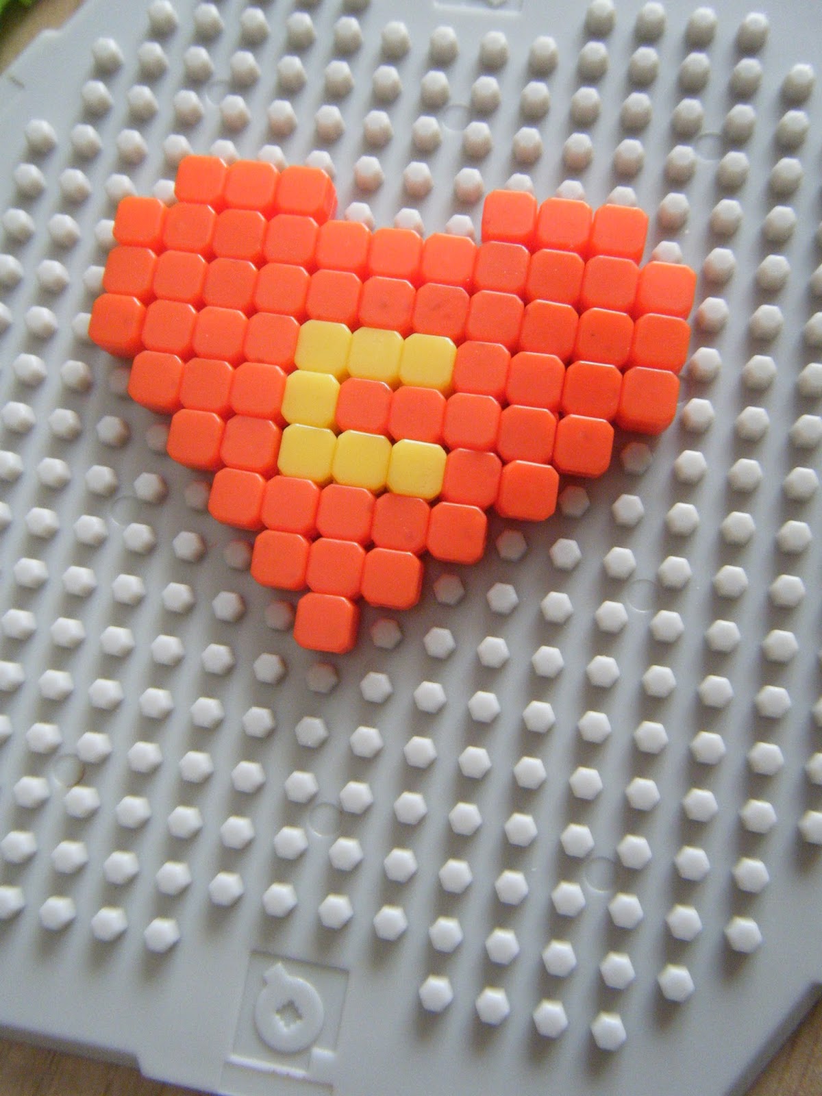 Les taratatas de Sandra: A quoi jouent-ils? - Aux Qixels!