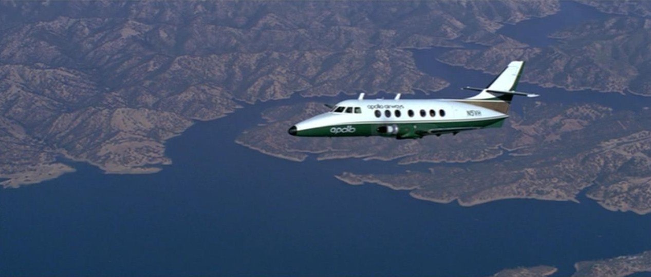 James Bond Locations: Back from the African job - Apollo Airways