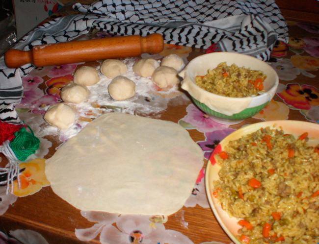 AlQuds AngoloCucinaCultura: Ousi o qousi أوزي = Kharouf Mahshi