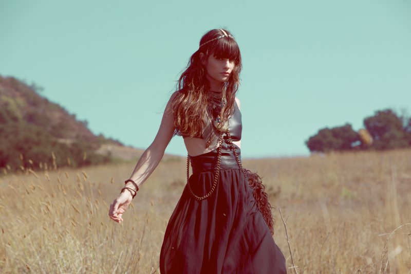 GYPSIES, TRAMPS AND THIEVES - Daring Coco