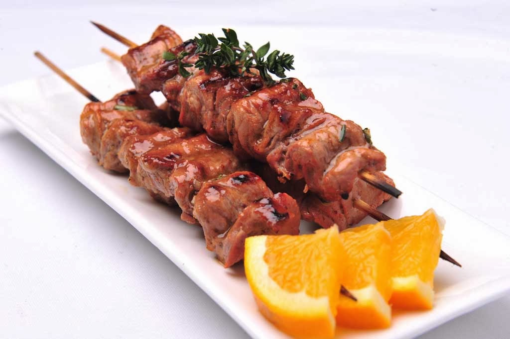 How to Make Filipino Grilled Beef Kebabs - Inasal Asian Cooking Recipe ...