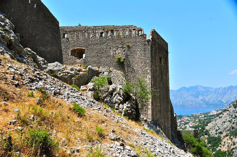 Merlin and Rebecca: Castle Hunting: Kotor