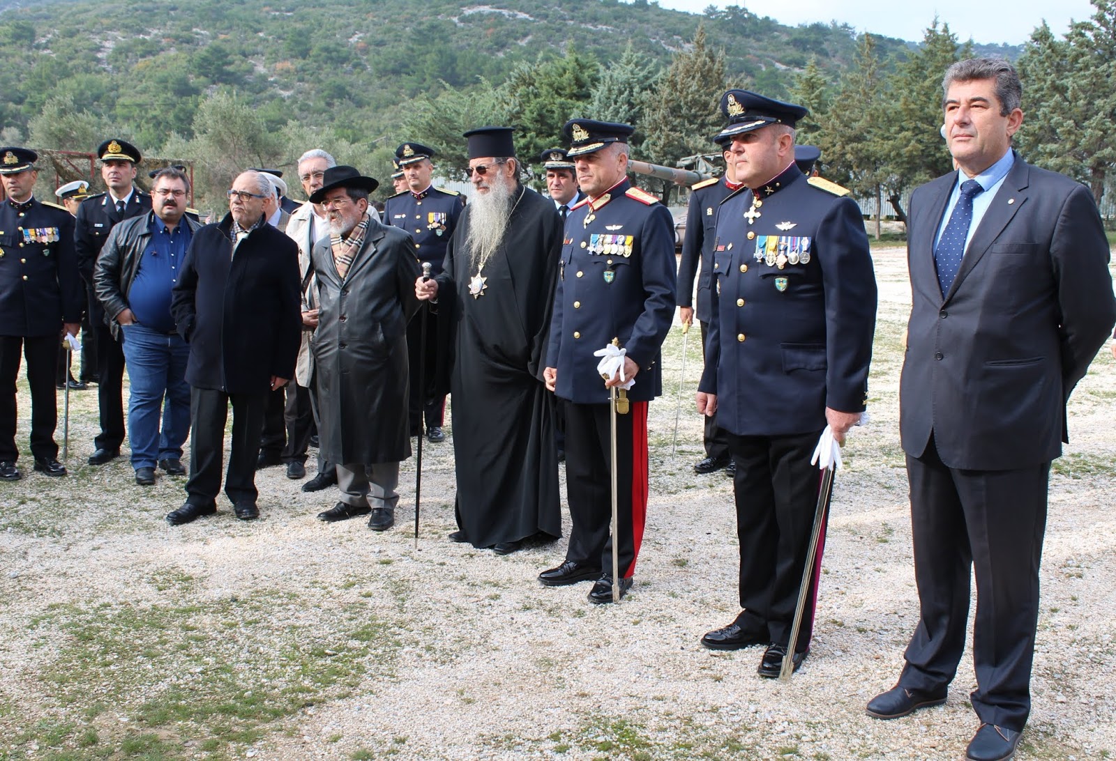 Το πυροβολικό της Λέσβου τίμησε την προστάτιδα του Αγία Βαρβάρα (ΦΩΤΟ ...