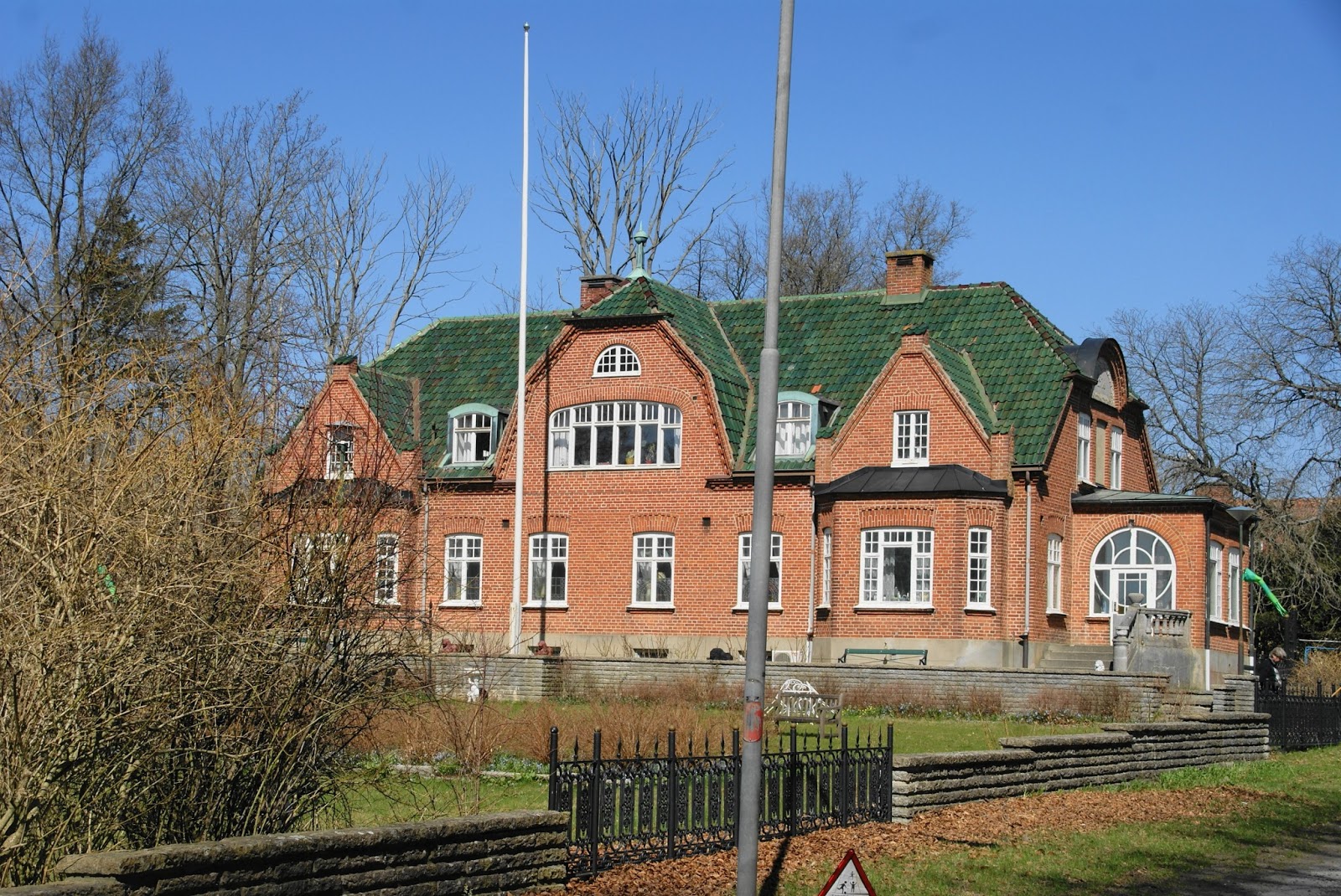 Hammenhögs Gästgivaregård: Turen går till Löderup.