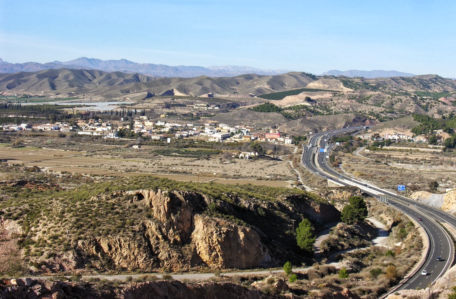 Overa Viva: EL PILAR (OVERA): REPORTAJE FOTOGRÁFICO. Por Overa Viva