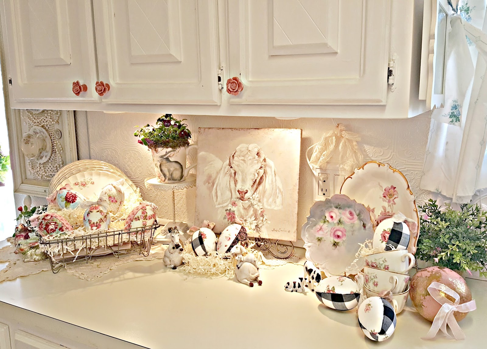 Penny's Vintage Home: Cottage Style Easter Eggs from Fabric Scraps