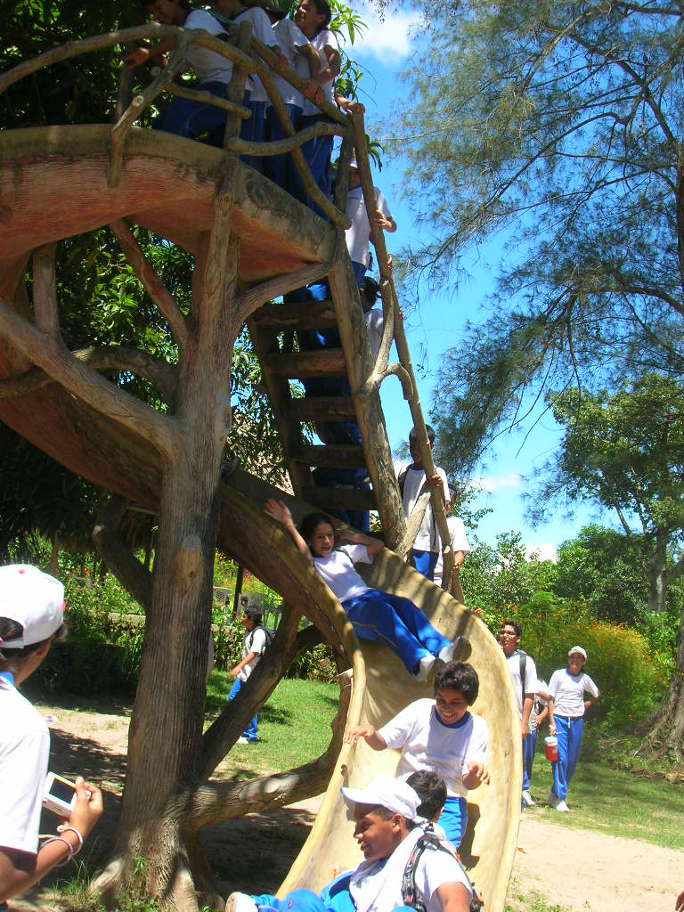 Noticias, Arte, Cultura y Turismo: PARQUE BIOTEMATICO MEGUA