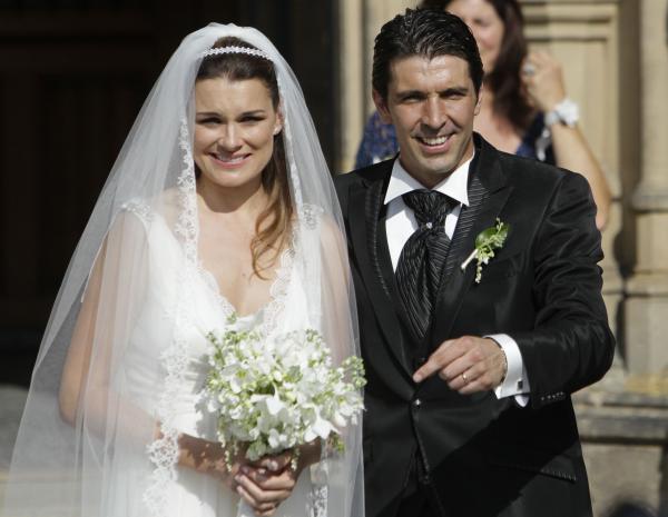Gianluigi Buffon With His Wife Alena Seredova 2013